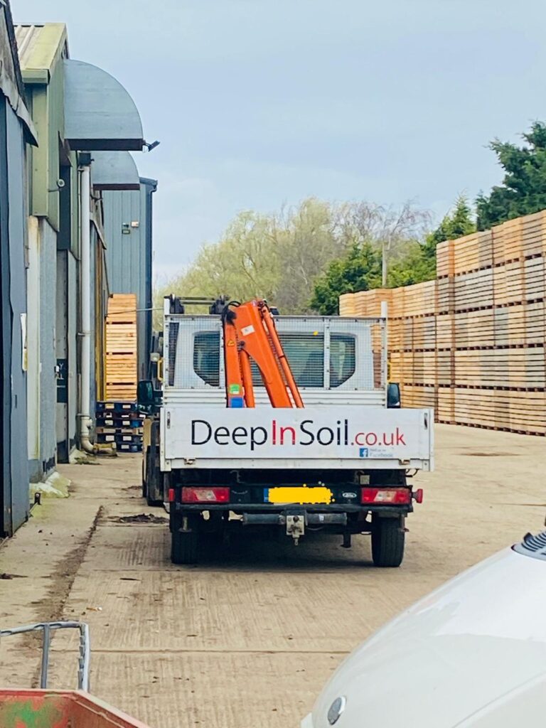 Delivery - Tanks and Tubs